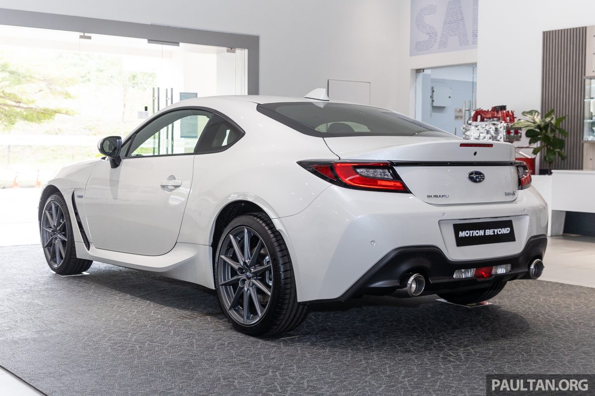 2022 Subaru BRZ 新车实拍, 2.4L Boxer引擎, 6.3秒破百 - Paul Tan 汽车资讯网