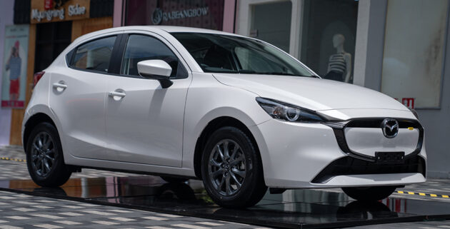 第三代二度小改款 Mazda 2 登陆泰国, 外型更活泼与年轻 2023 Mazda 2 facelift 1.3 S hatchback ...