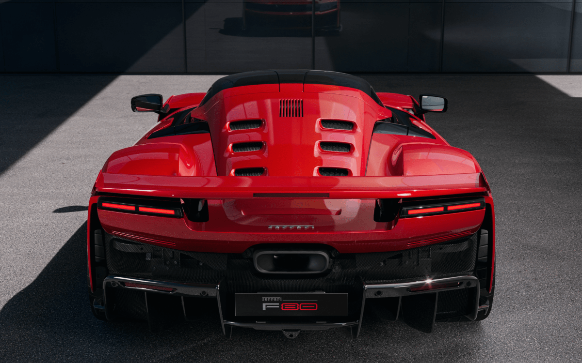 新世代“马王”登场，Ferrari F80 重磅发表；搭载 V6 油电混动系统，可输出1,200匹马力，2.15秒破百！全球限量799台 ...