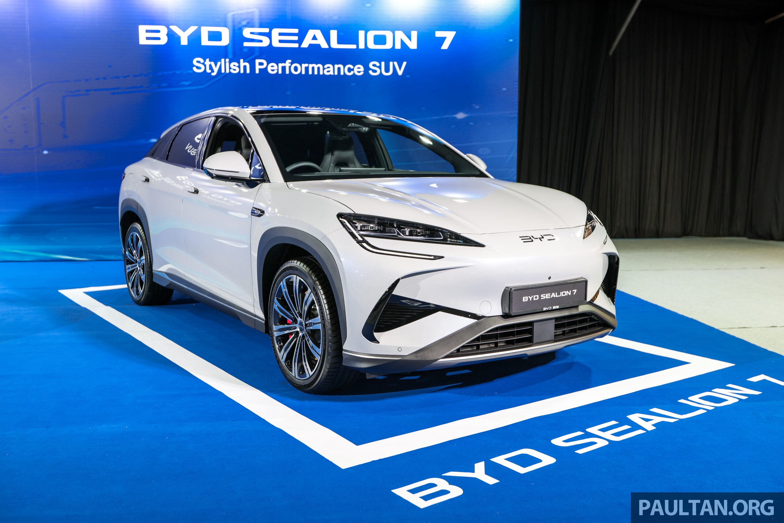 BYD Tech Discovery 2025 本周四至周日于吉隆坡 Plaza Arkadia 开幕, 现场将展出 Denza Z9 GT ...