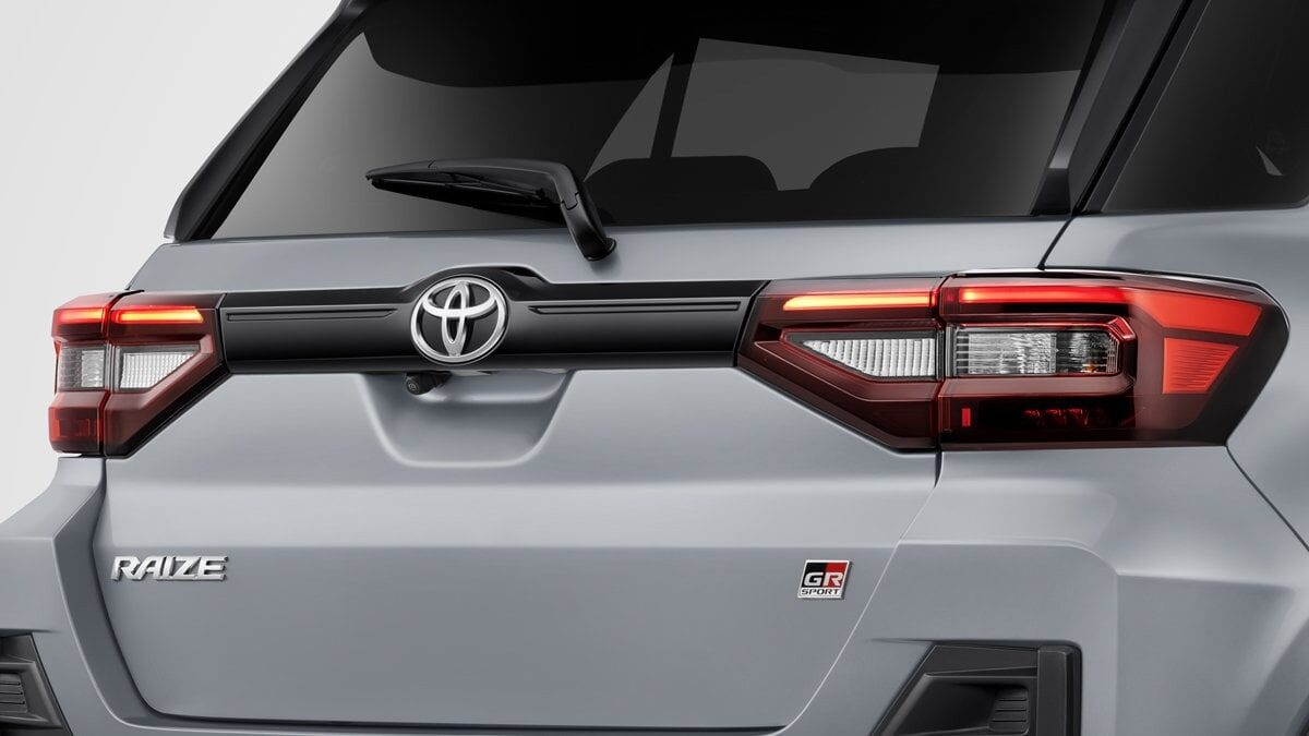 印尼推出 Toyota Raize 小升级版, Perodua Ativa 的孪生车款, 改用新屏幕主机, 支持Apple CarPlay与 ...