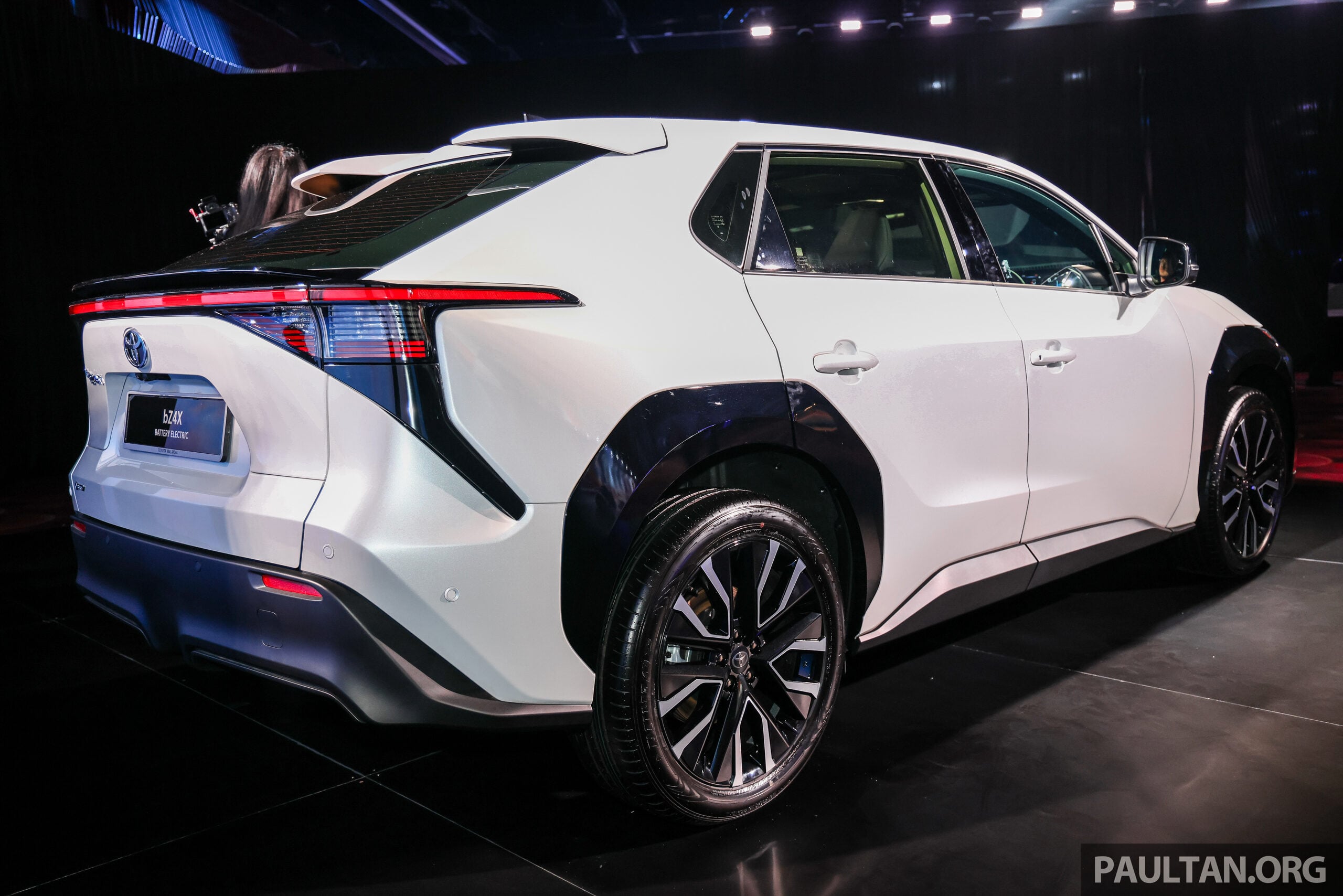 Toyota bZ4X 正式来马, 525公里续航里程, 售价22万令吉 2026-Toyota-bZ4X-BEV-Launch ...