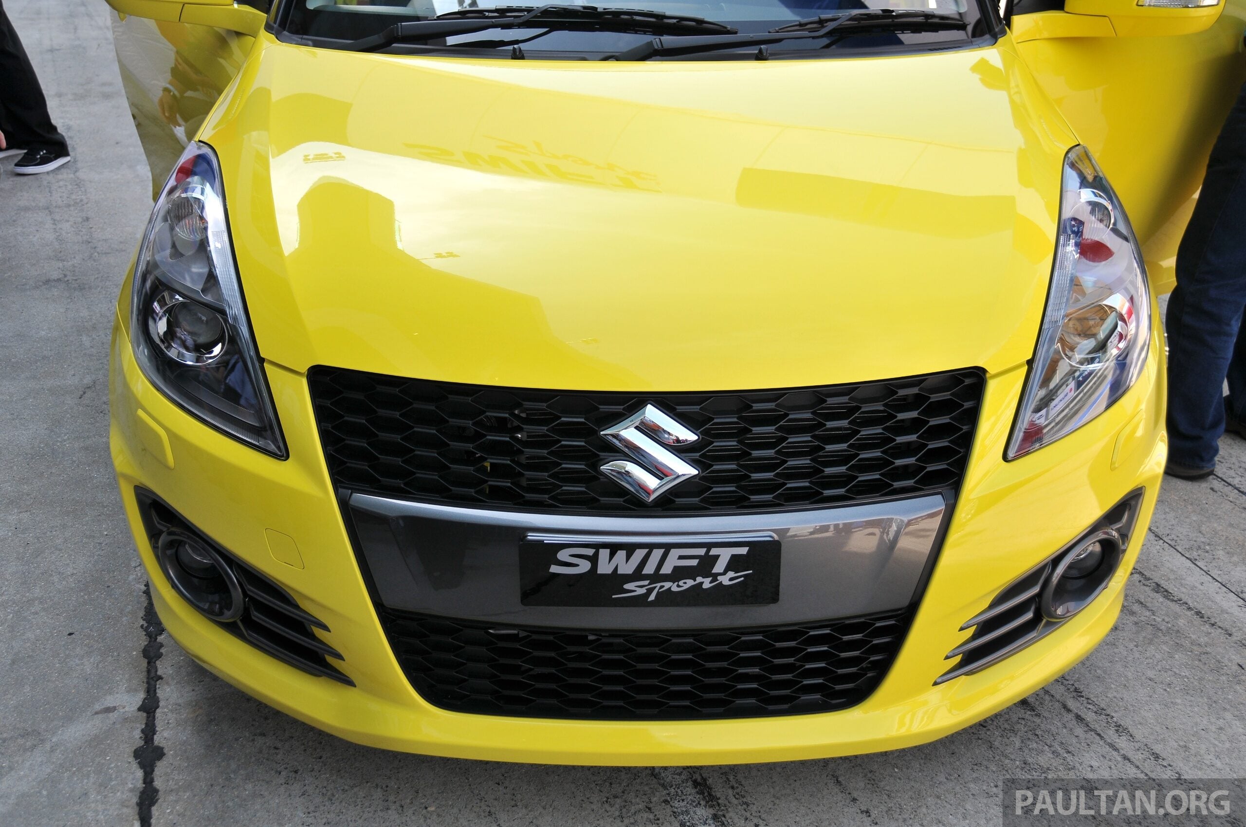 New_Suzuki_Swift_Sport_live_pix_18 - Paul Tan's Automotive News