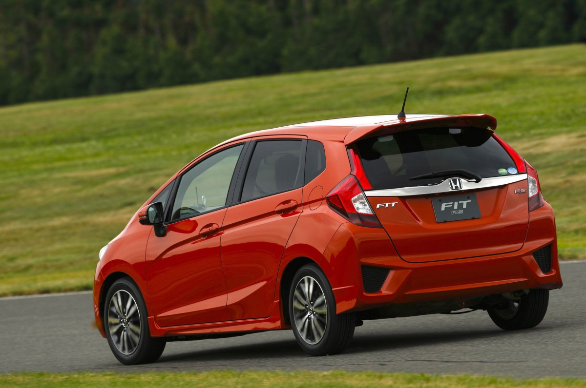2014-Honda-Fit-Exterior-Driving-02 - Paul Tan's Automotive News