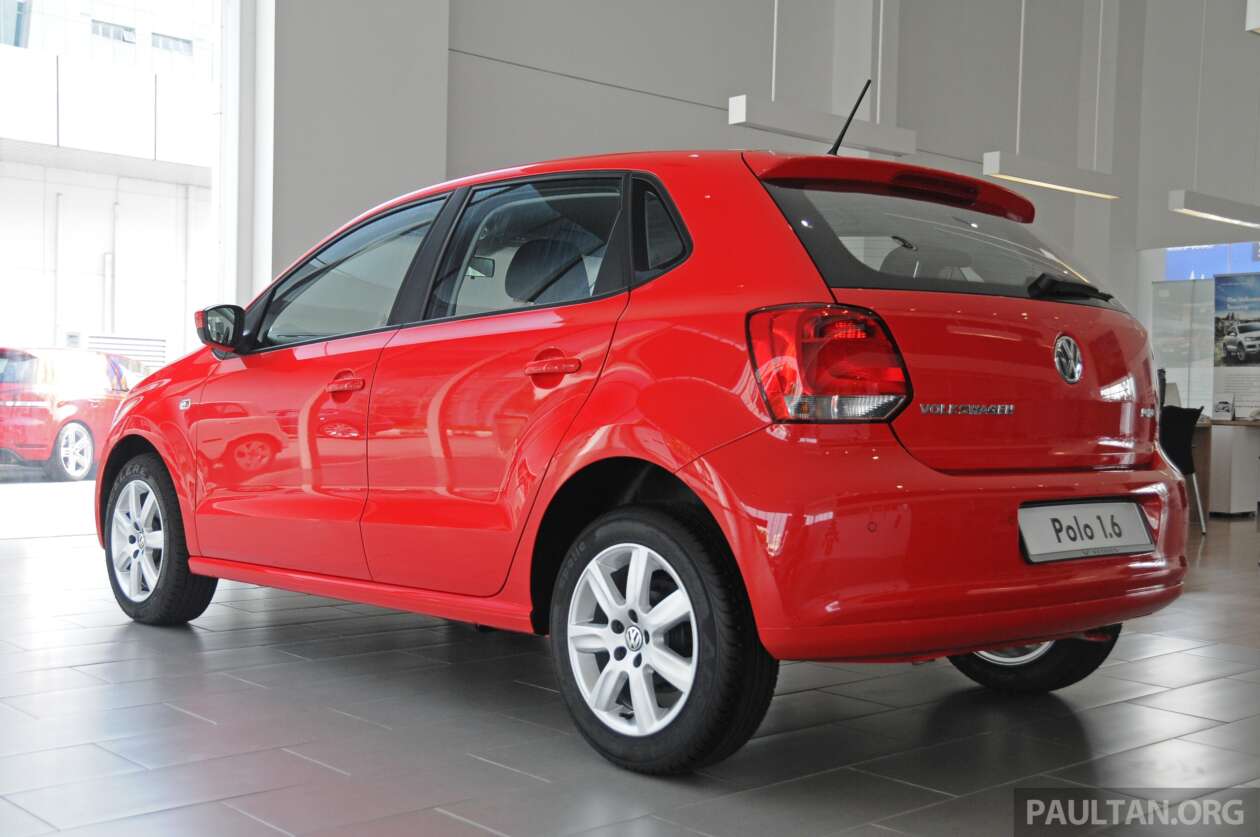 GALLERY: Showroom pics of the CKD VW Polo Hatch