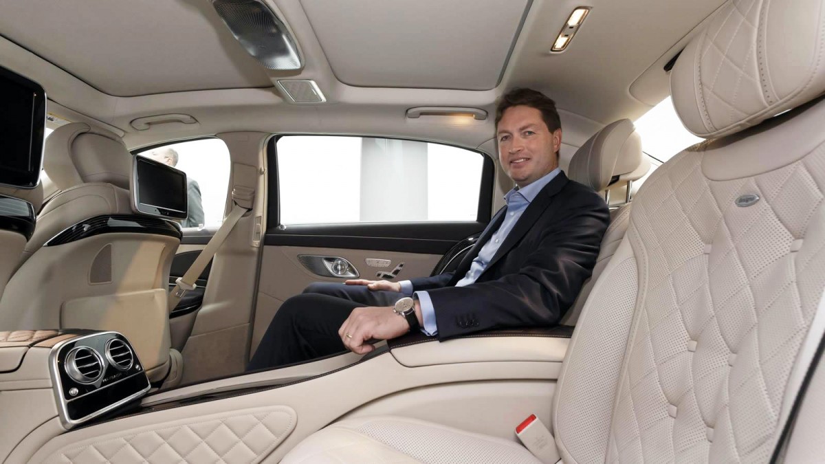 Mercedes-Maybach S 600 teased, will debut at LA 2014