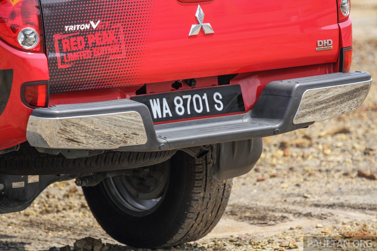 2014 Mitsubishi Triton VGT Red Peak Limited Edition 19 - Paul Tan's ...