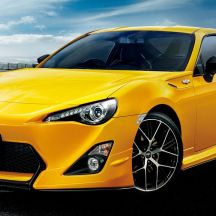 Toyota 86 Yellow Limited launched - Japan-only special
