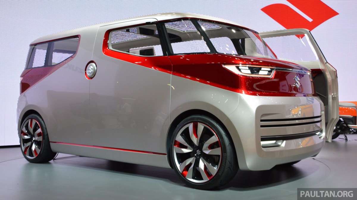 Tokyo 2015: Suzuki Air Triser - private lounge minivan