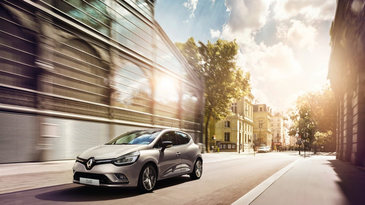 Renault Clio 2017 diberi suntikan lebih segar - paultan.org