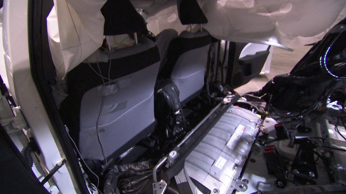 toyota-oblique-crash-test-prius-09 - Paul Tan's Automotive News