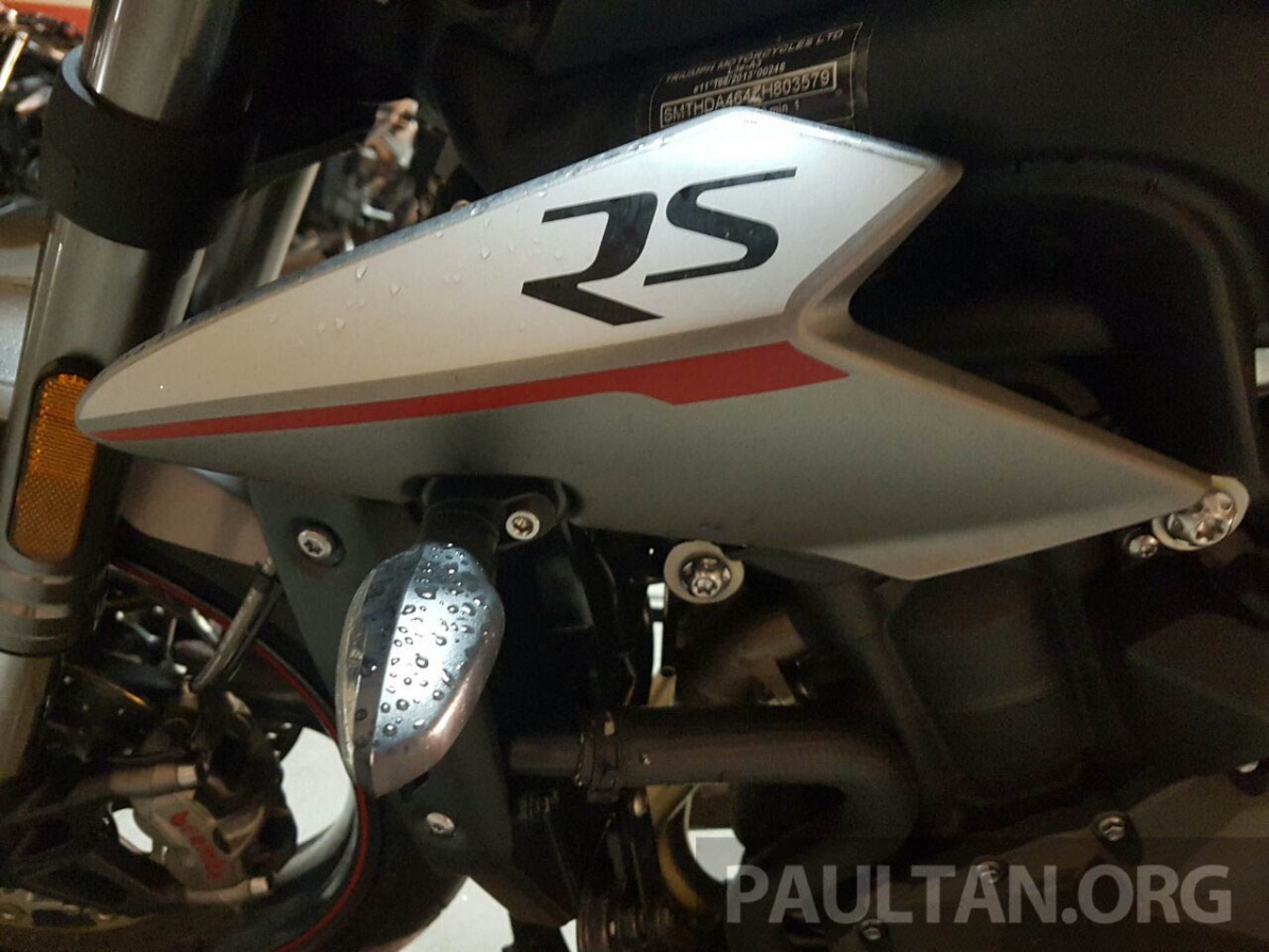 2017 Triumph Street Triple 765 RS - first look in Spain - paultan.org