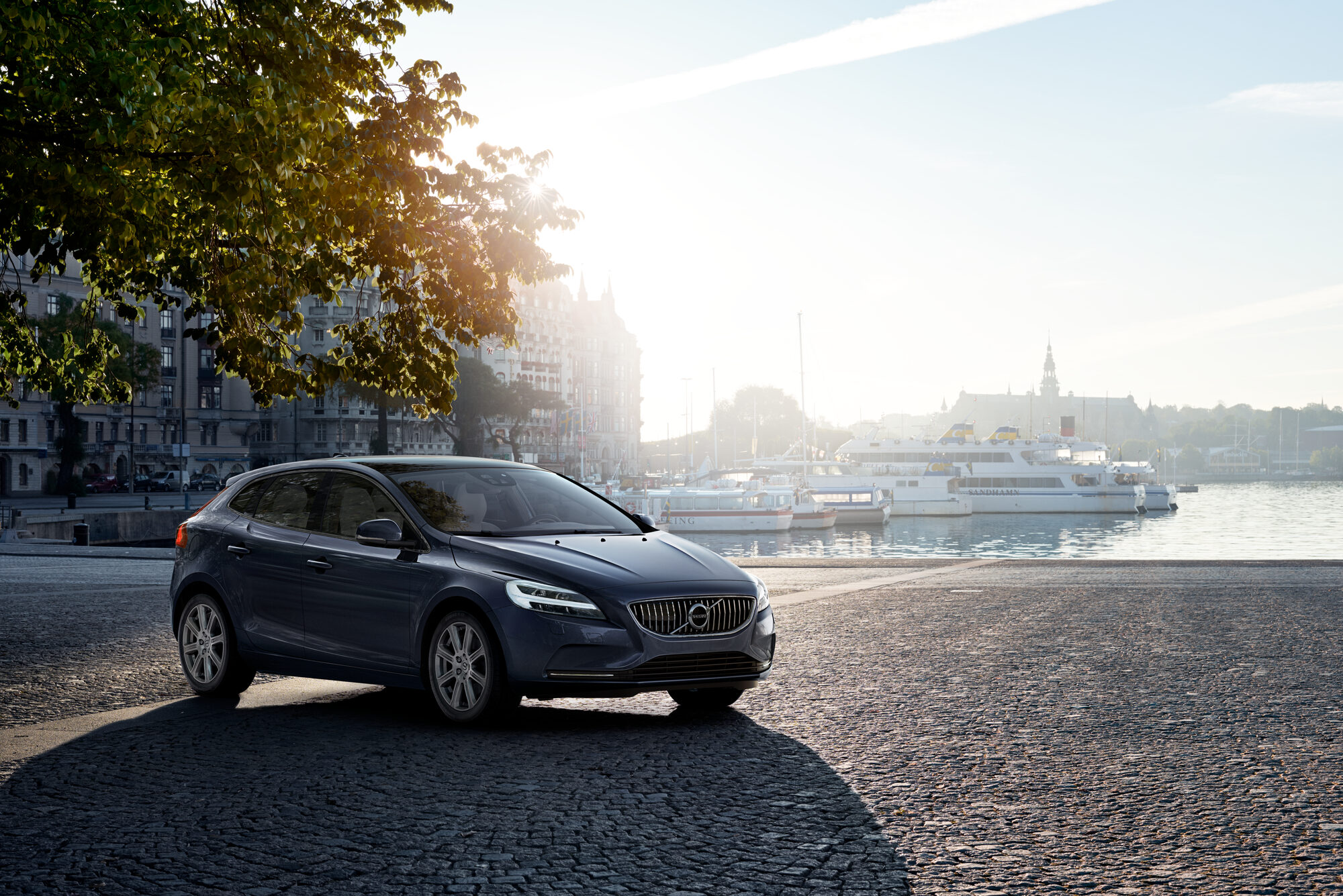 2017 Volvo V40 T5 Inscription 18 - Paul Tan's Automotive News
