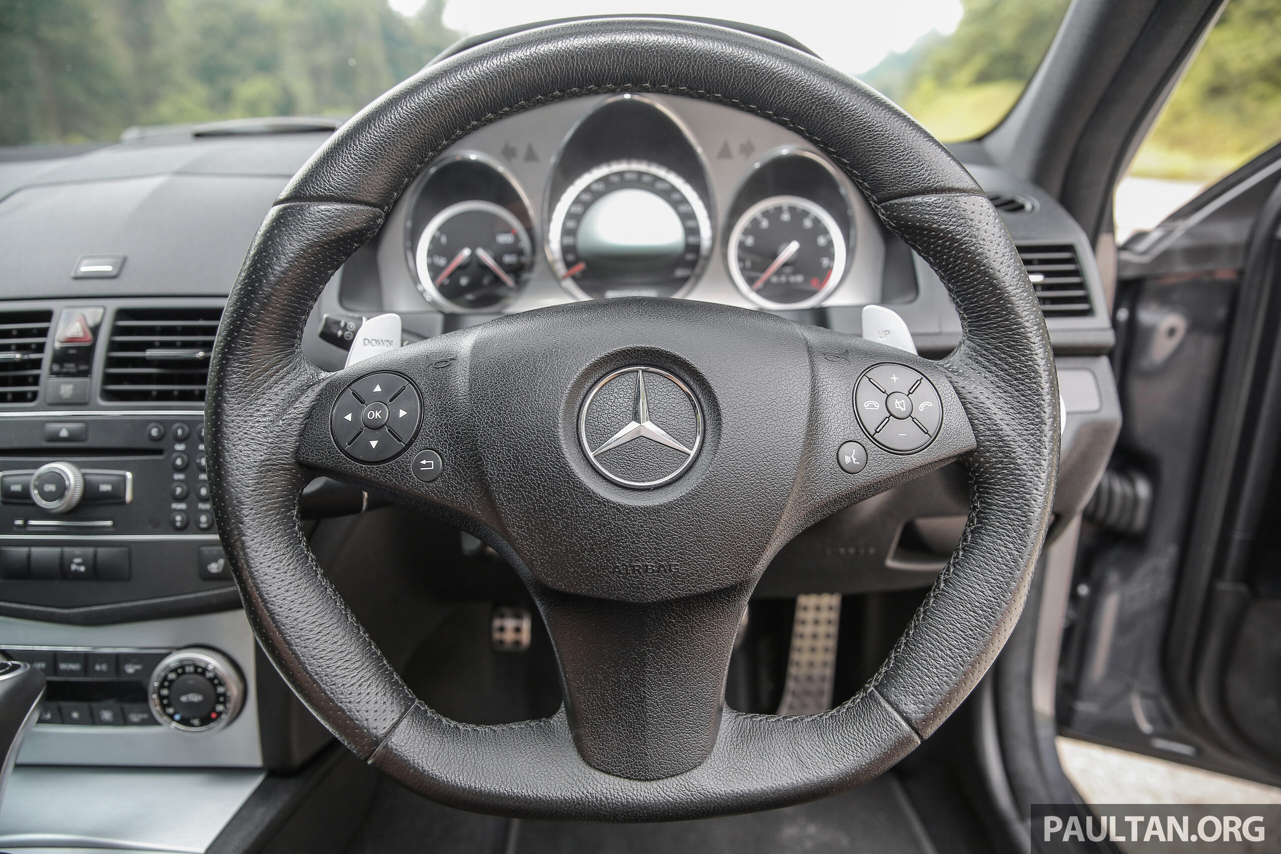Mercedes_W204_C63AMG_Int-3 - Paul Tan's Automotive News