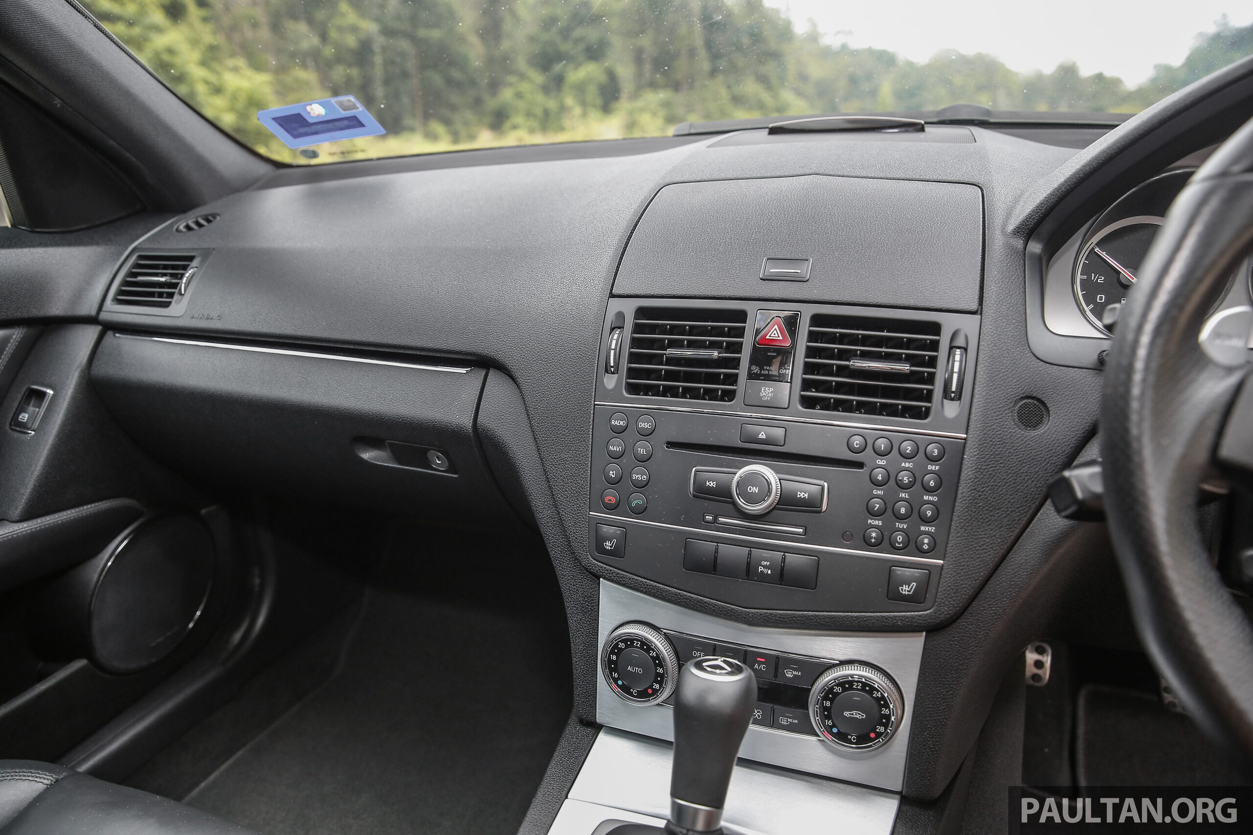 Mercedes_W204_C63AMG_Int-5 - Paul Tan's Automotive News