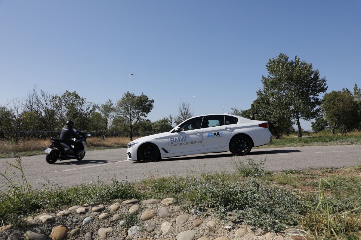 BMW Motorrad Autonomous Bike - 9 - Paul Tan's Automotive News