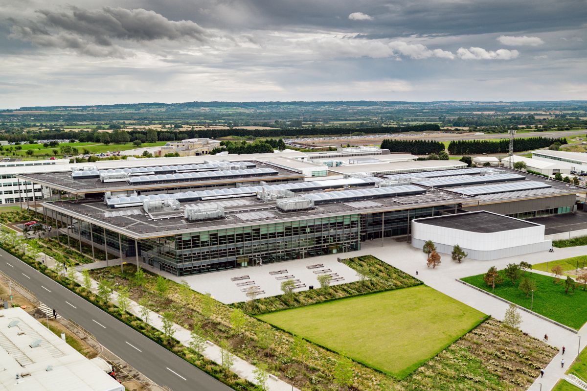 JLR Advanced Product Creation Centre 7 - Paul Tan's Automotive News