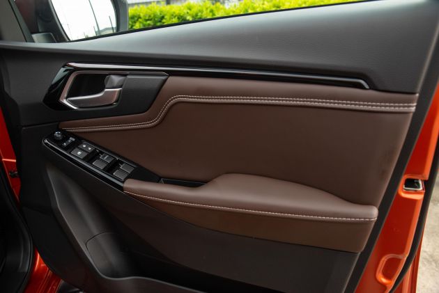 2021 Isuzu D-Max V-Cross Interior - Paul Tan's Automotive News
