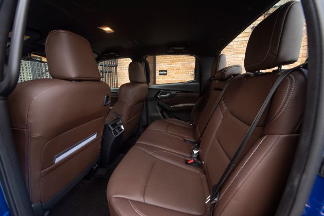 2021 Isuzu D-Max V-Cross Interior - Paul Tan's Automotive News