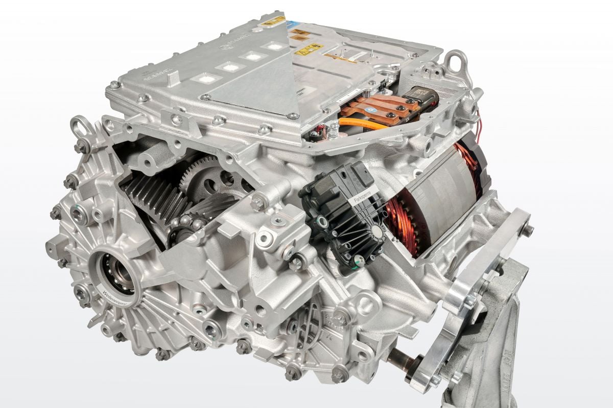BMW i4 eDrive40 2022 - model elektrik pacuan roda belakang dengan kuasa ...