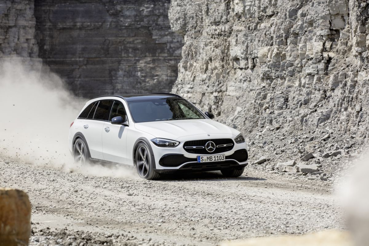 Mercedes-Benz C-Klasse All Terrain (BR S206); 2021 Mercedes-Benz C ...