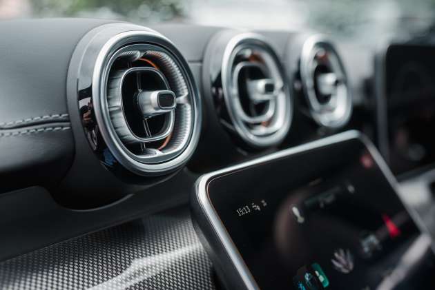 MB C300_ (45) - Paul Tan's Automotive News