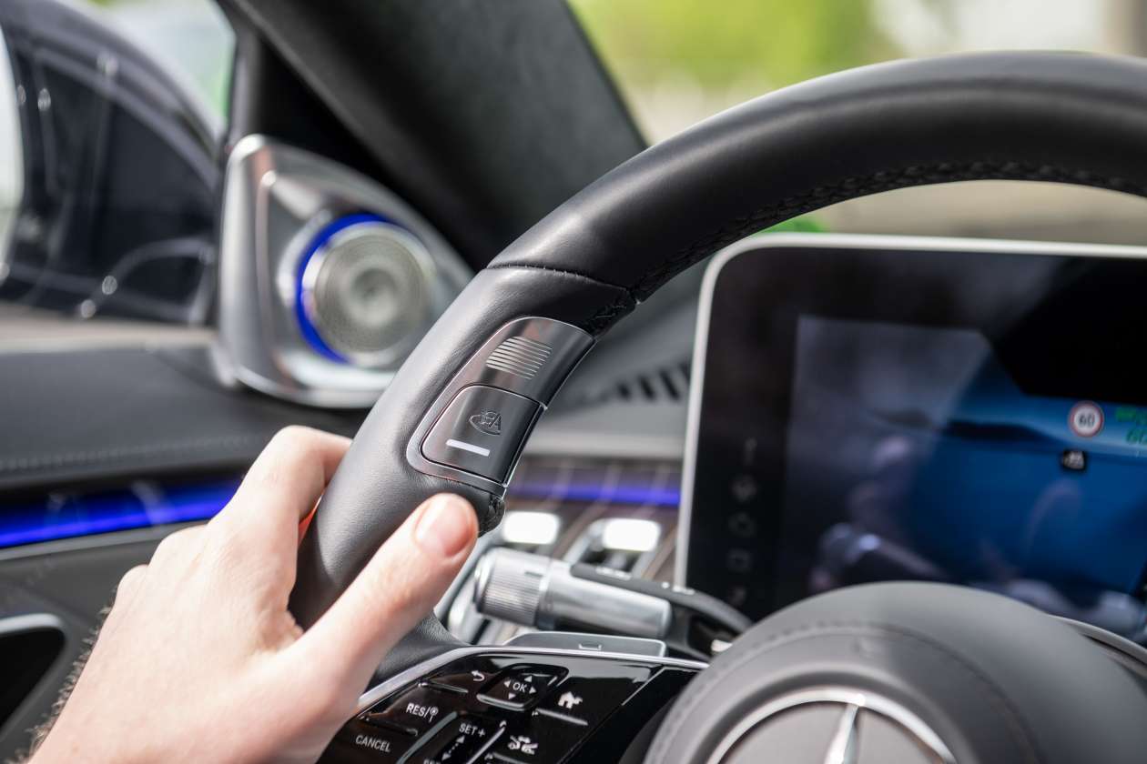 Mercedes-Benz Drive Pilot sales launch S-Class EQS-40 - Paul Tan's ...