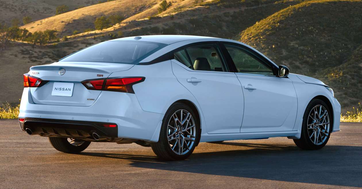 2023 Nissan Altima facelift debuts - refreshed Teana receives new front ...