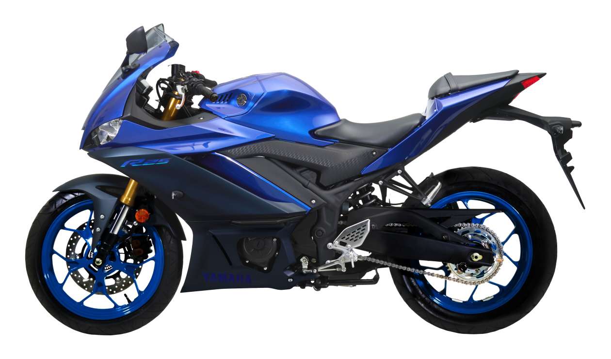 2022 Yamaha R25 Racing Blue - 3 - Paul Tan's Automotive News