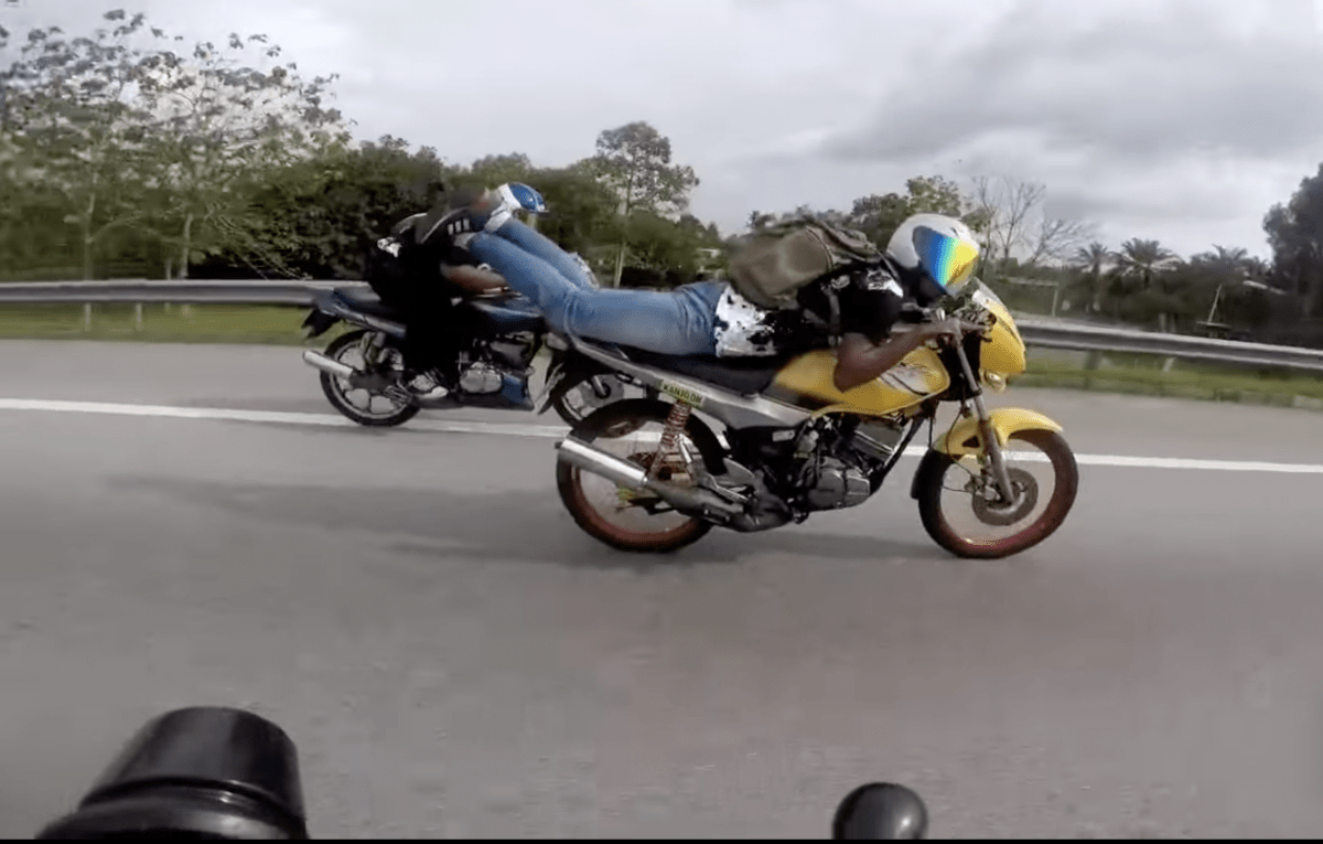 2023 Singapore Rempit on Malaysian Highway - 3 - Paul Tan's Automotive News