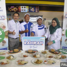 PLUS launches Menu Rahmah, with over 100 stalls offering RM5 lunch and ...