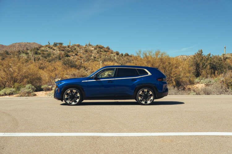 2023 BMW XM Marina Bay Blue Metallic-Phoenix media drive-26 - Paul Tan ...