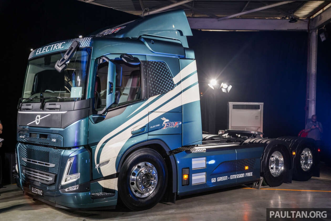 Volvo Trucks Malaysia lancarkan prime mover tugas berat EV — FH, FM ...
