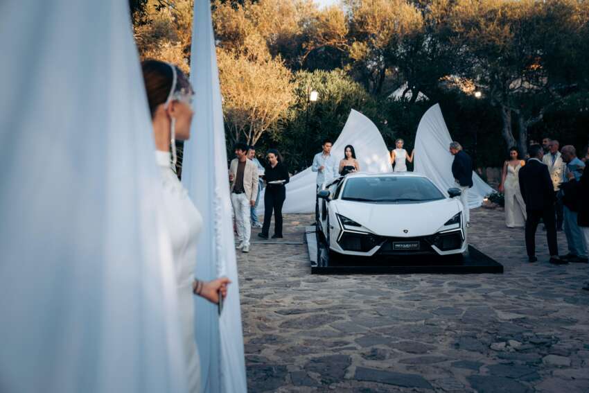 Lamborghini Huracan Sterrato Opera Unica-12 - Paul Tan's Automotive News