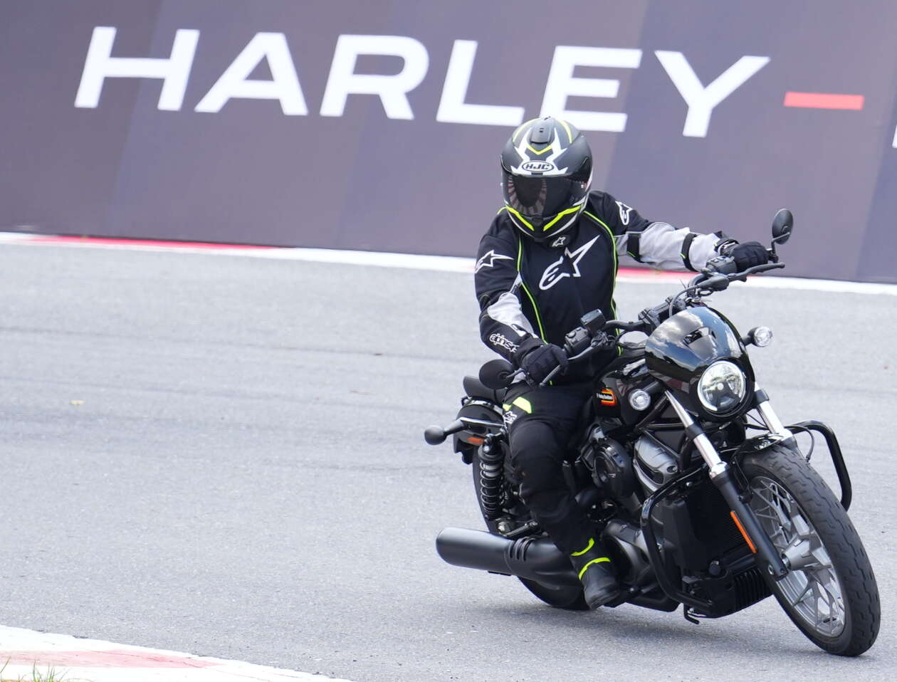 Harley Davidson Nightster 975 Malaysian Bike Review