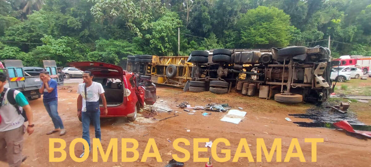 accident-segamat-BM - Paul Tan's Automotive News accident-segamat-BM - Paul Tan's Automotive News