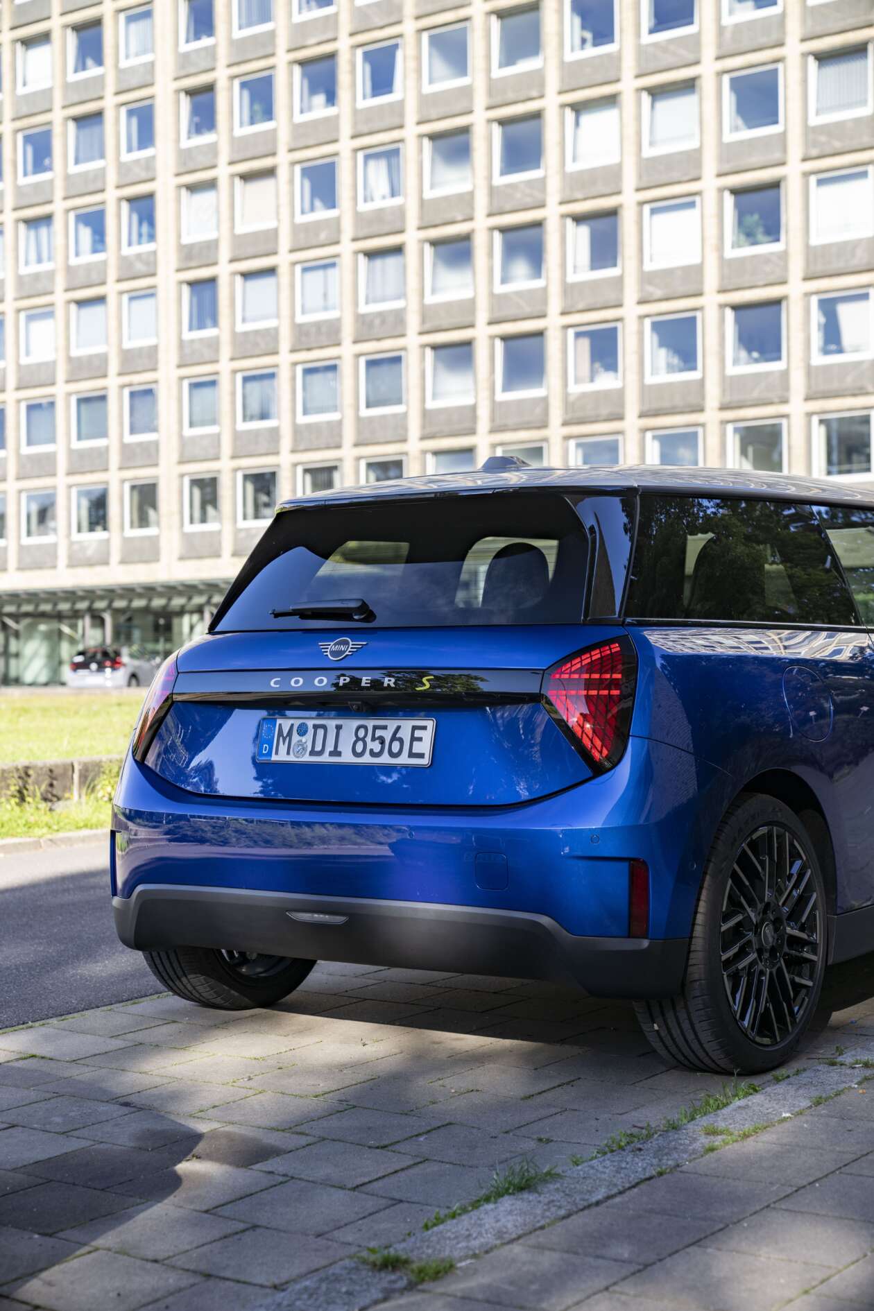 mini-cooper-se-38 - Paul Tan's Automotive News