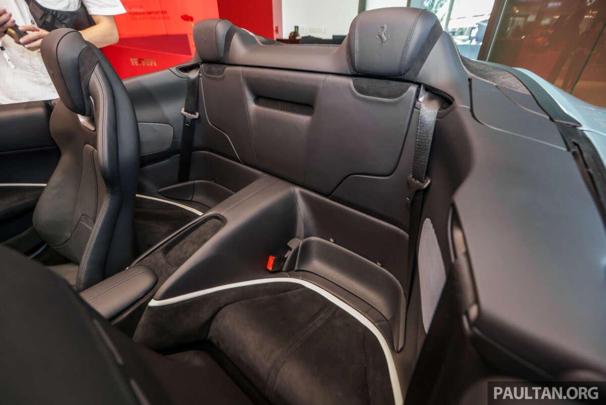 Ferrari Roma Spider dipamer di Malaysia - 620 PS/760 Nm, bumbung soft ...