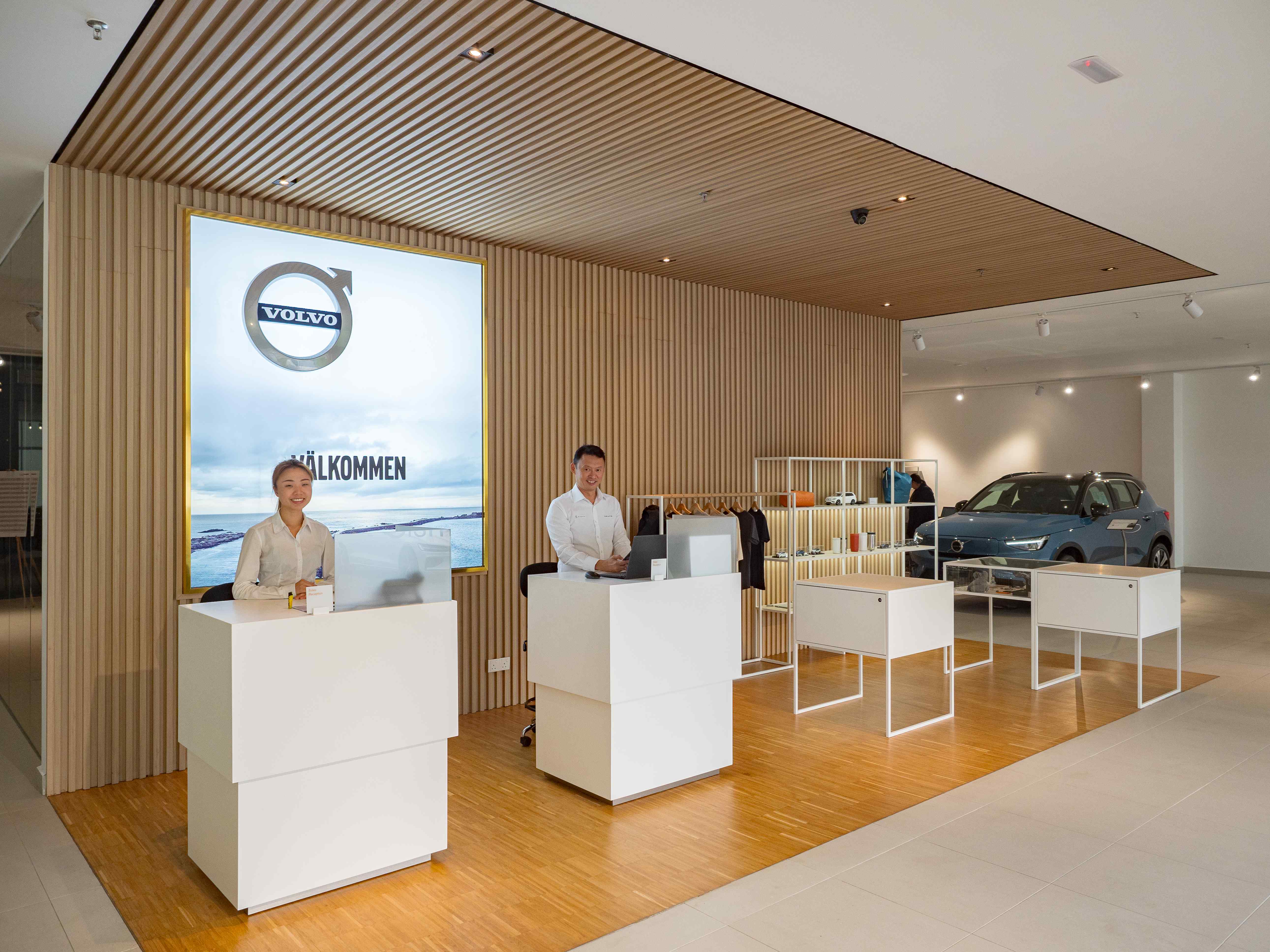 Volvo Sisma Auto Sungai Besi showroom official BM-23 - Paul Tan's ...