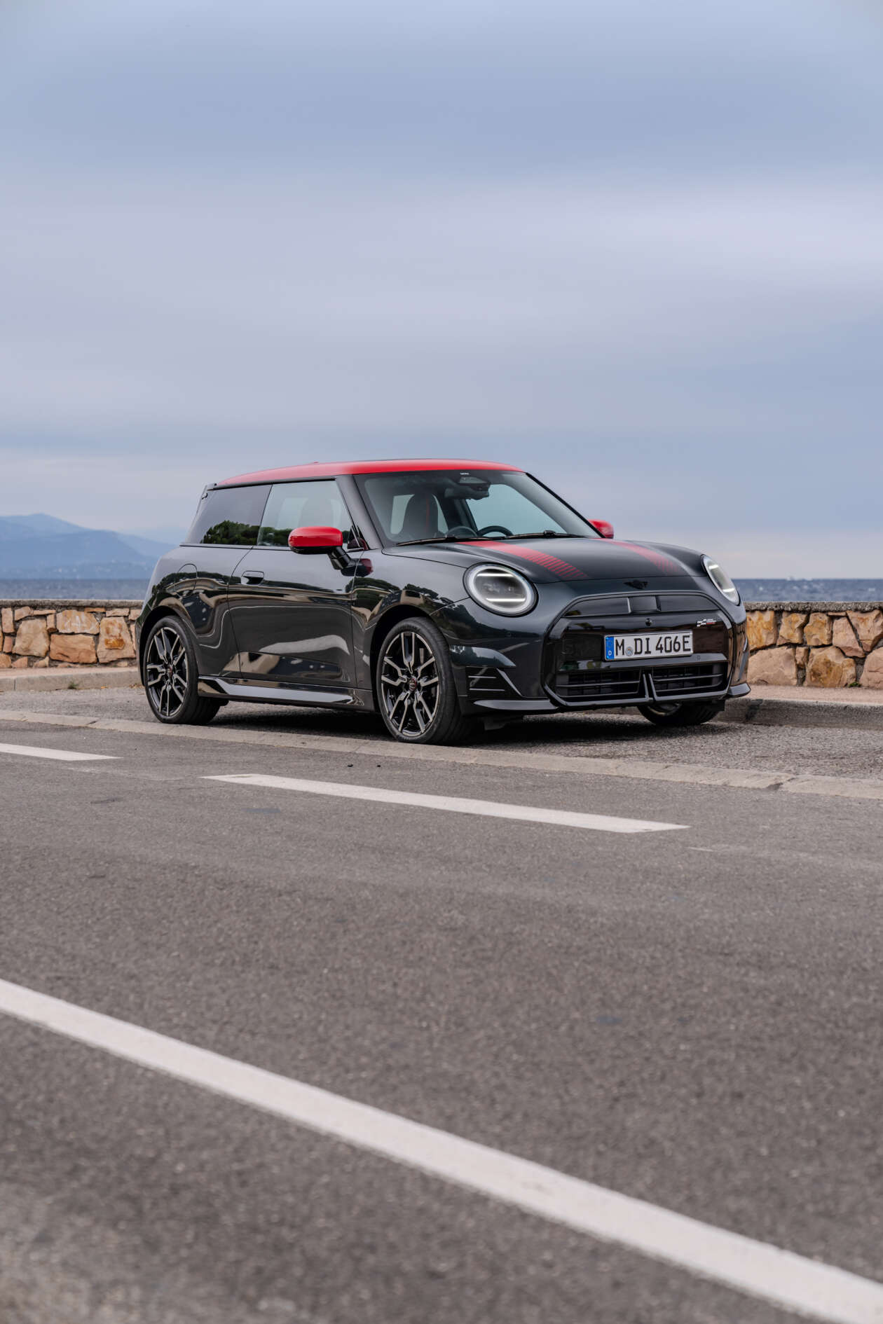 2024 MINI Cooper SE in JCW Trim debut-22 - Paul Tan's Automotive News