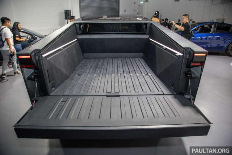 2024 Tesla Cybertruck Preview Malaysia_Int-27 - Paul Tan's Automotive News