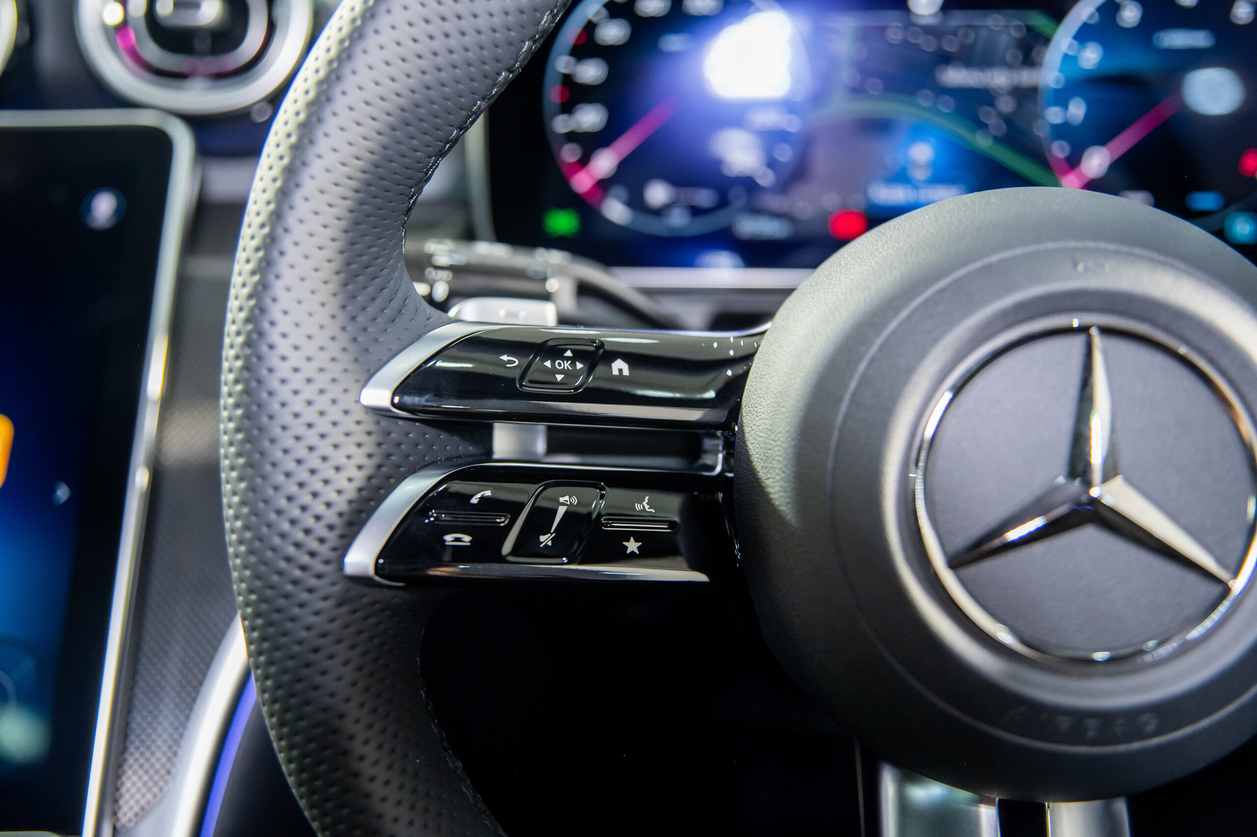 Mercedes-Benz-CLE-300-4Matic_Malaysia BM-41 - Paul Tan's Automotive News