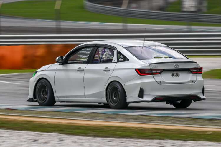 Wing Hin Motorsport mula uji jentera lumba Toyota Vios NGC102 untuk ...