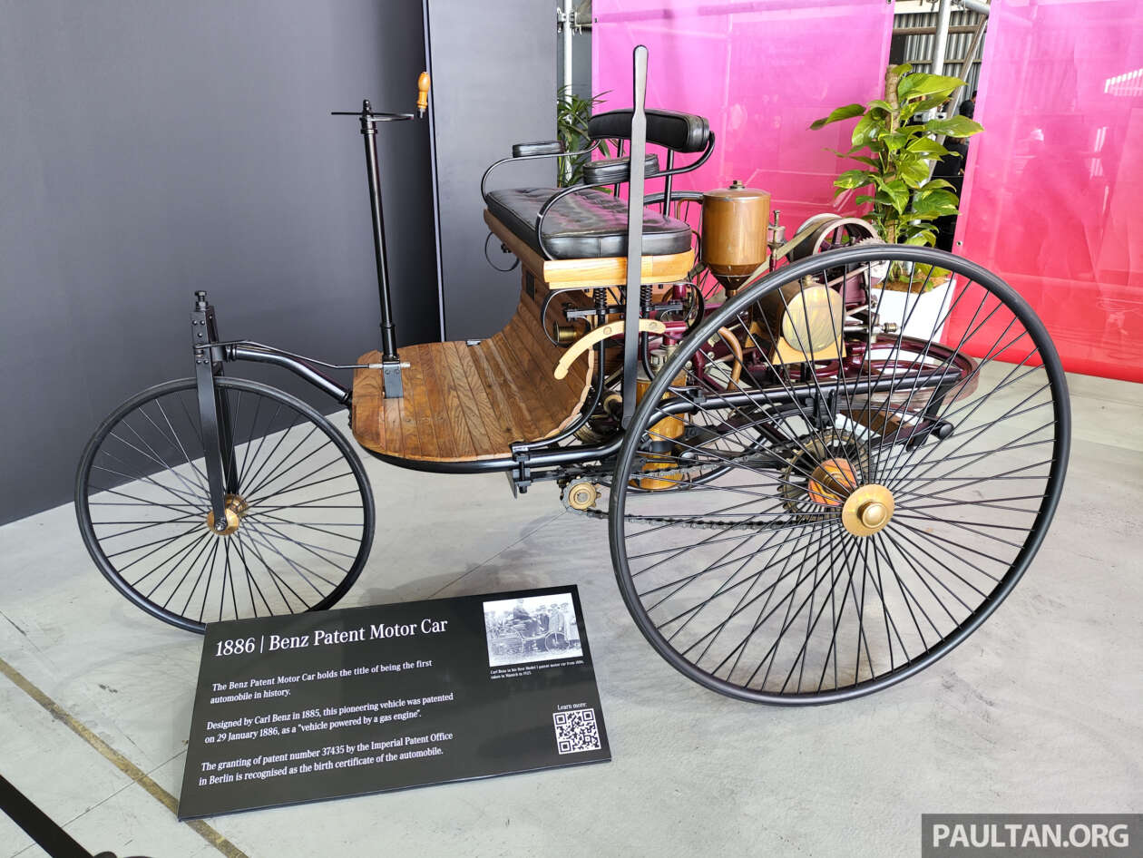 Benz Patent-Motorwagen on display at Mercedes-Benz World showcase, KL ...
