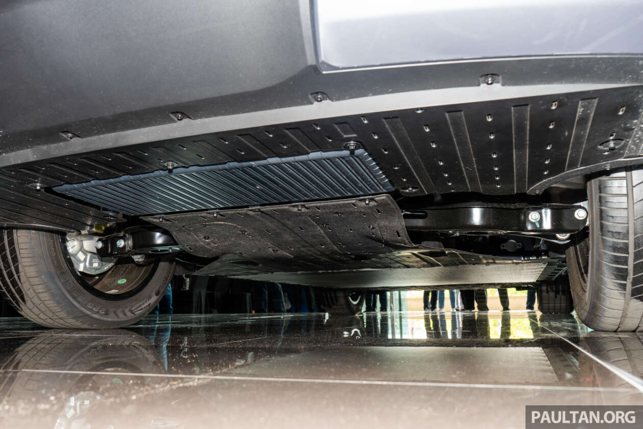 2025 Proton eMas 7 preview 30 - Paul Tan's Automotive News