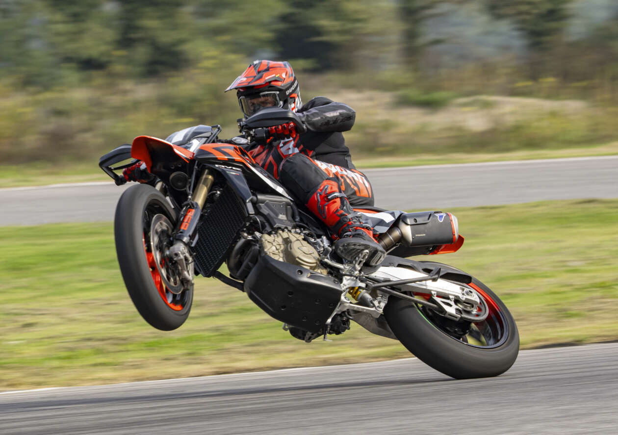 2024 Ducati Hypermotard 698 Mono launched in Malaysia - base model at ...