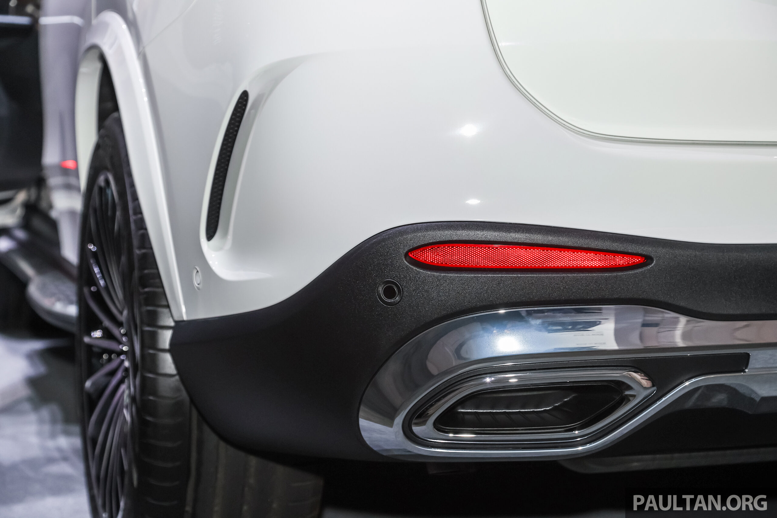 2024 X254 Mercedes-Benz GLC 350 e 4M_Ext-23 - Paul Tan's Automotive News