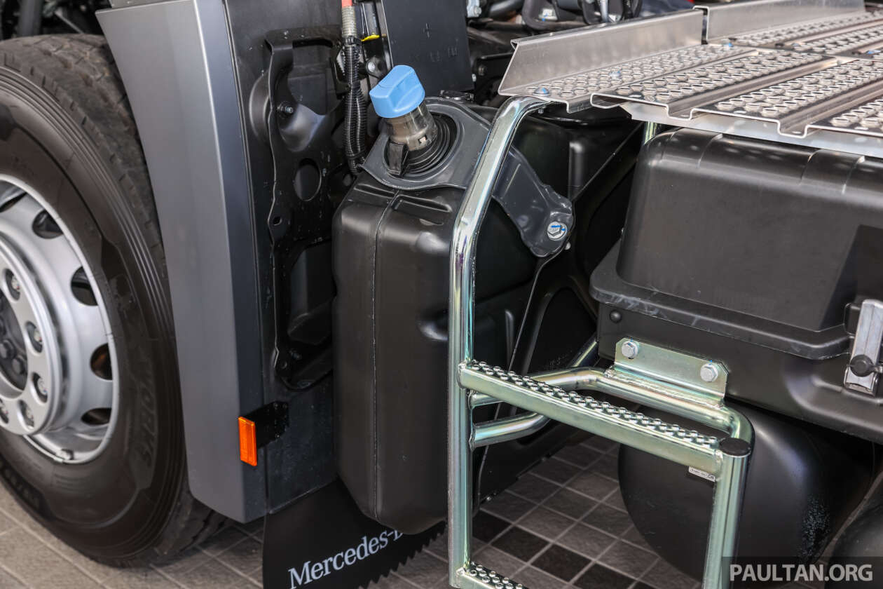 Mercedes-Benz Truck ACTROS-20 - Paul Tan's Automotive News