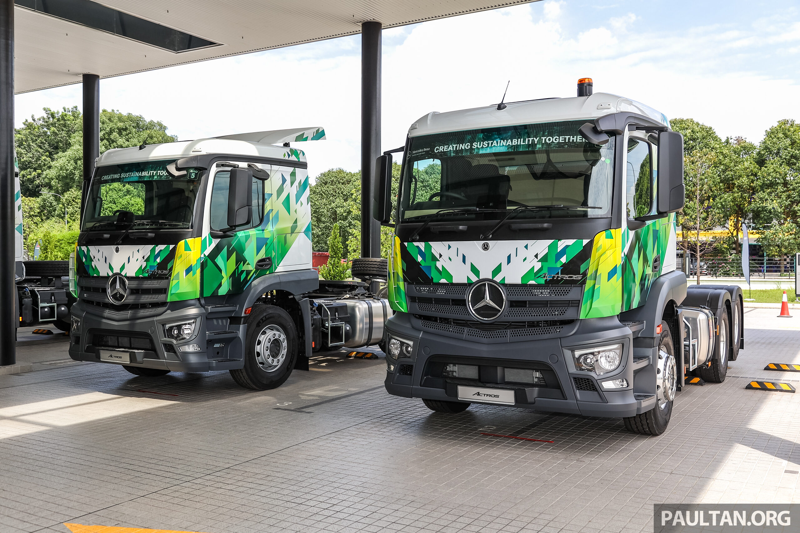 Mercedes-Benz Truck ACTROS and AROCS-7 - Paul Tan's Automotive News
