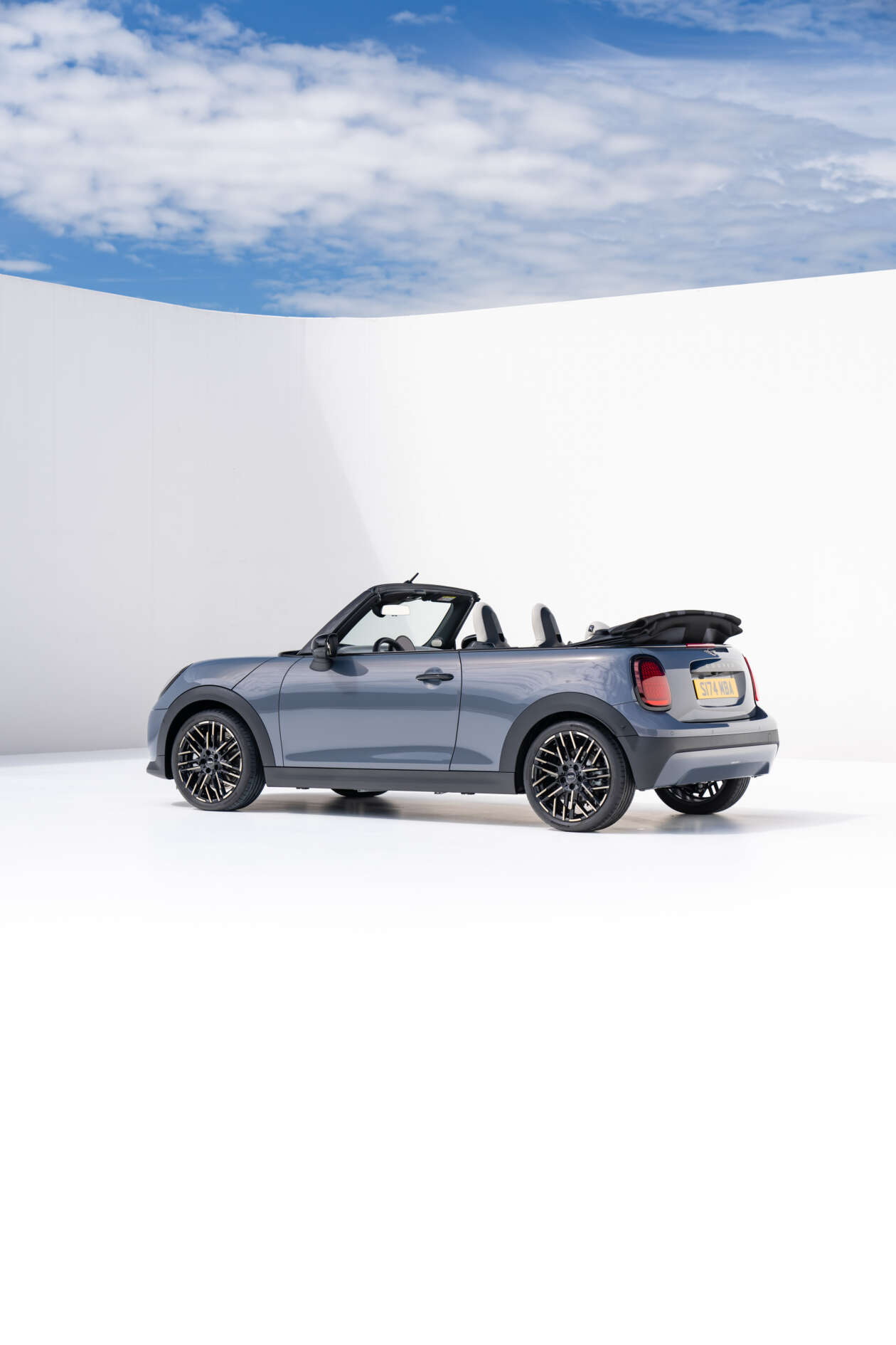 2024 F67 MINI Cooper Convertible debut-171 - Paul Tan's Automotive News
